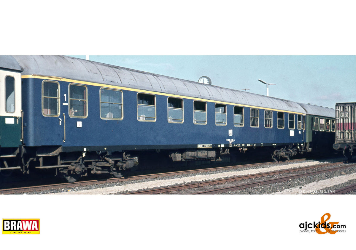 The Brawa Passenger Coach Am 202 DB, Era IV, AC Analog BASIC+ LED 96.65 ...