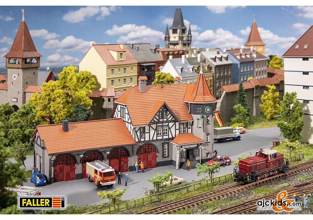 Faller 232194: Town hall with fire station – Ajckids