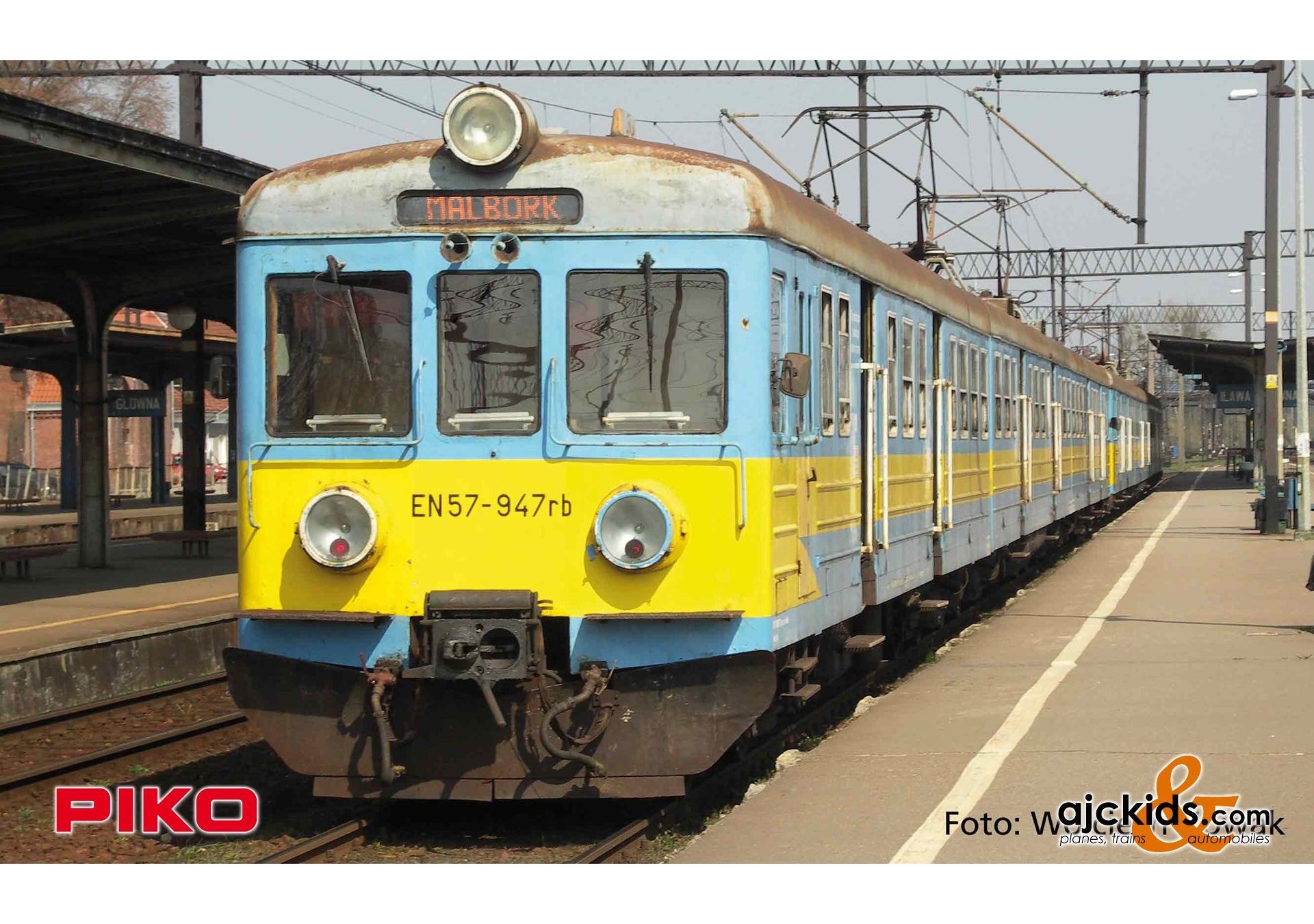 Piko 51458 EN 57 Commuter train PKP V – Ajckids