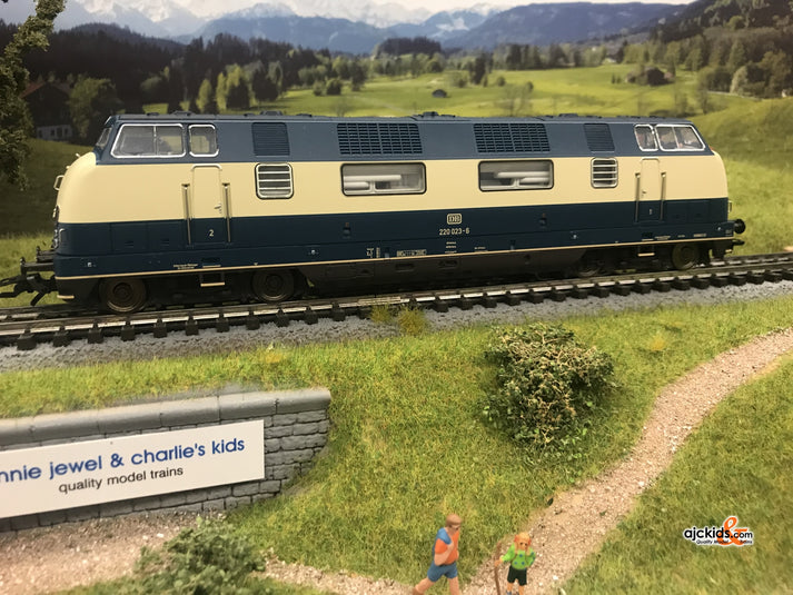 Marklin 37807 Class V 200.0 Diesel Locomotive – Ajckids